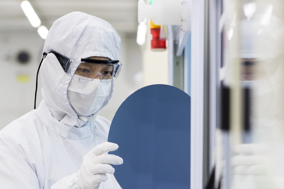 Making Safety a Priority for Our Partners | Samsung Semiconductor Global