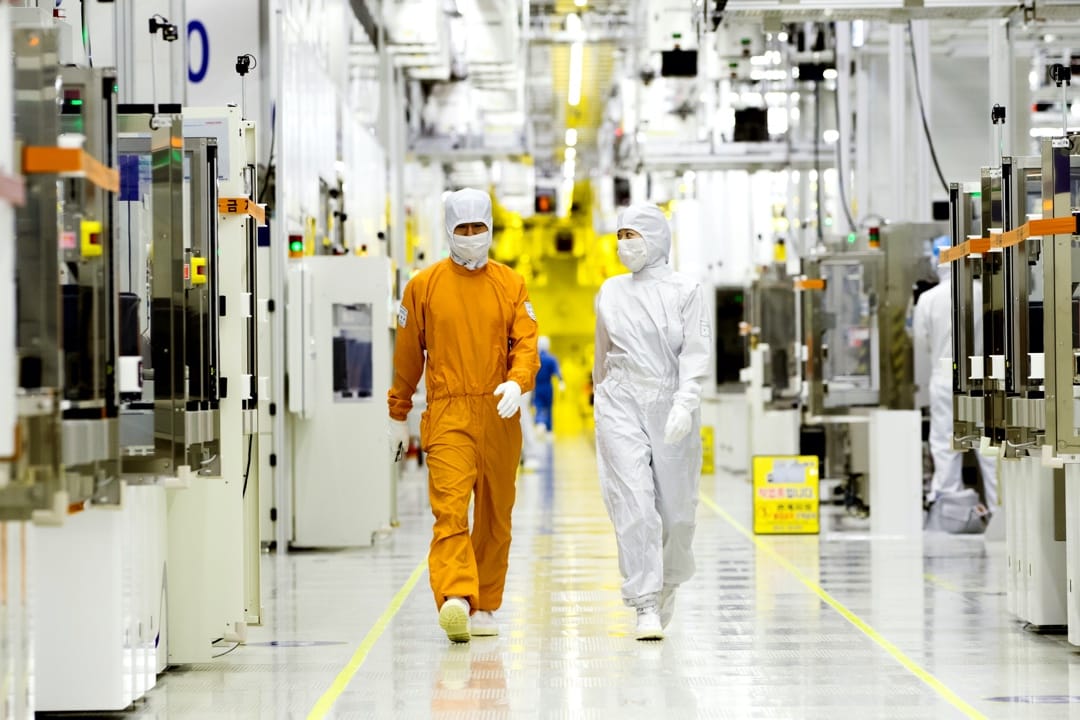 Making Safety a Priority for Our Partners | Samsung Semiconductor Global